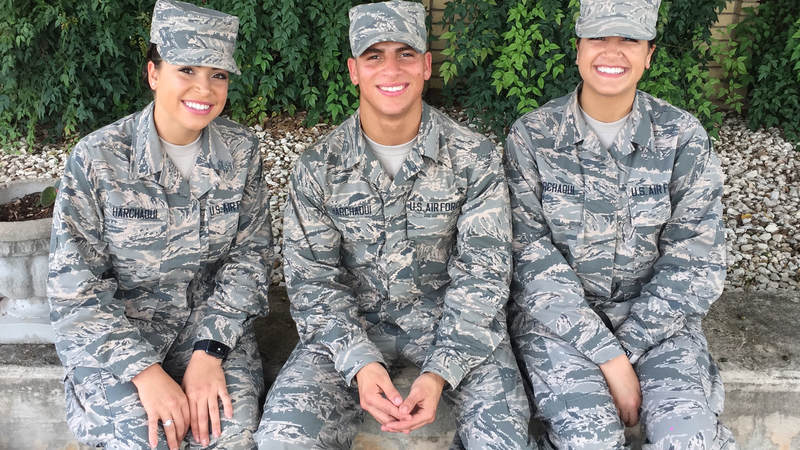 Photos Through the Decades: Celebrating the USO's 74th Birthday ...