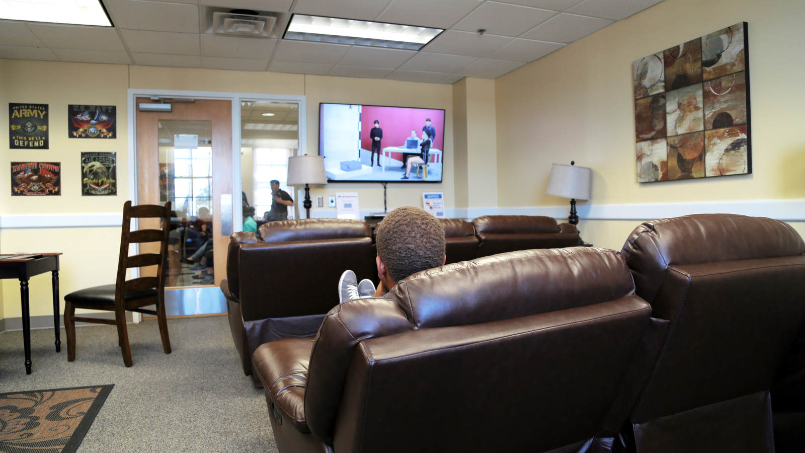 USO at San Antonio MEPS is a Stress Reliever for Recruits and Families ...